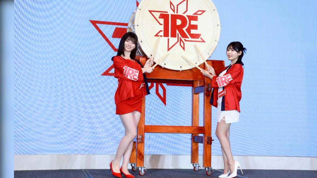 直擊／AV女神瀨戶環奈「坐上Joeman特斯拉」親解兩人關係 直呼榮幸與開心 | TVBS | LINE TODAY