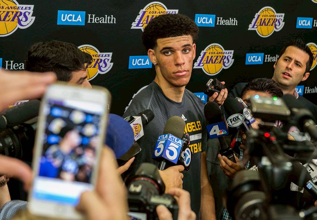 Ball反彈大三元 Lavar：他會超越魔術 | TSNA | LINE TODAY