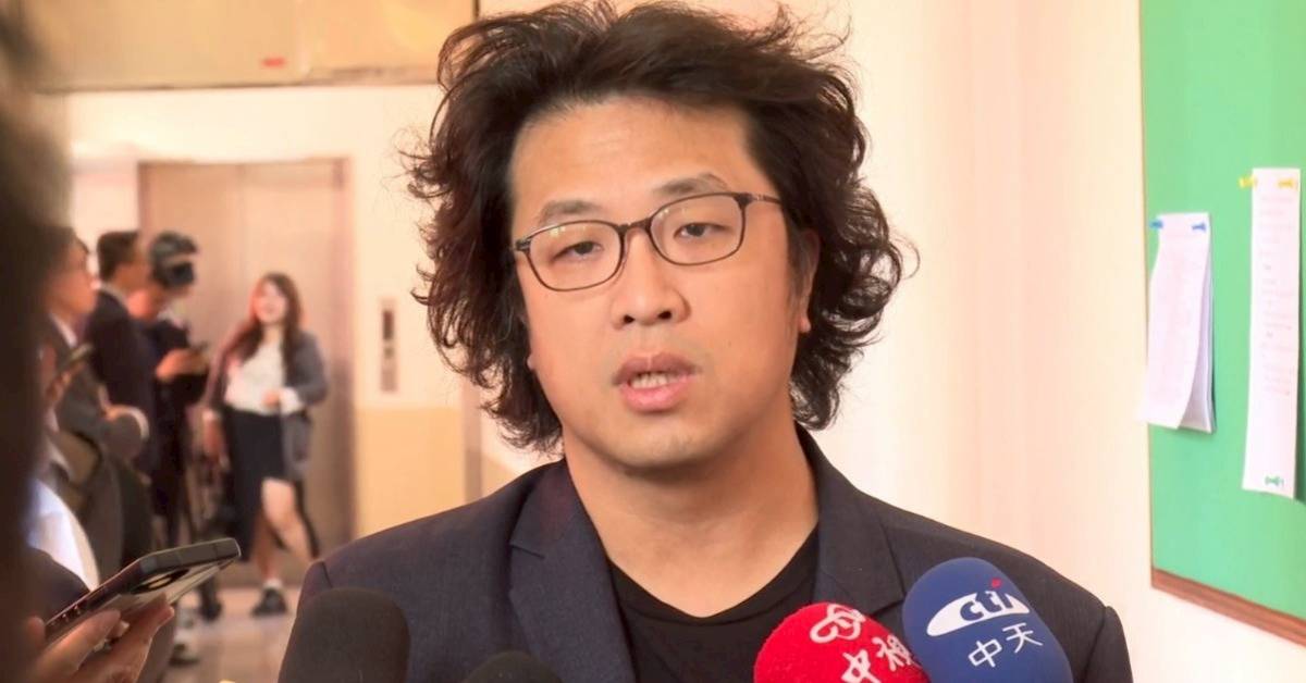 被列為台獨頑固份子！沈伯洋遭中國公安立案調查 | EBC 東森新聞 | LINE TODAY