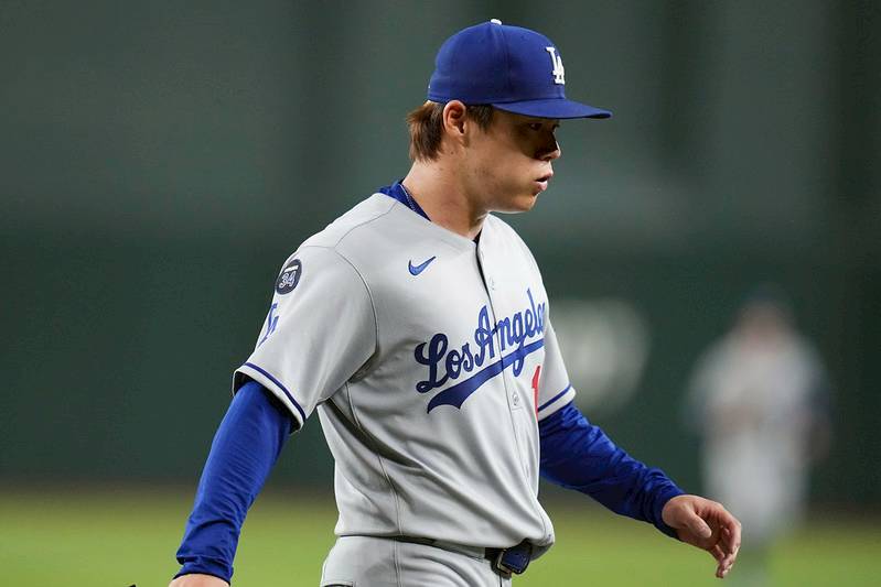 MLB》山本由伸連3場至少7局10K只失1分 史上唯一沒勝投 | TSNA | LINE TODAY