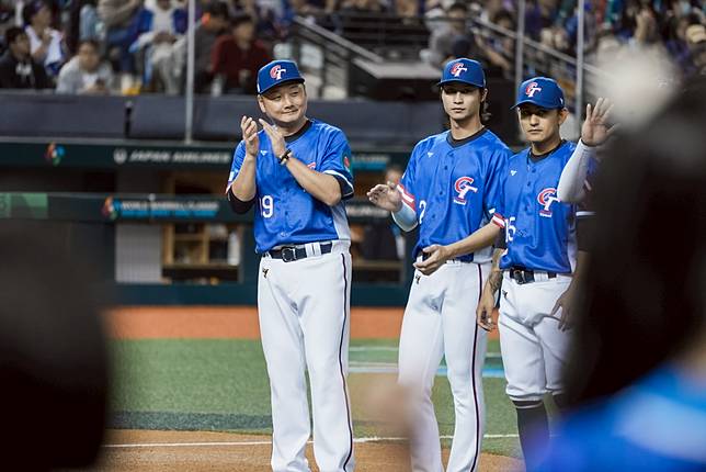WBC資格賽》中華隊終於拿到首勝 曾豪駒：希望延續下去 | TSNA | LINE TODAY