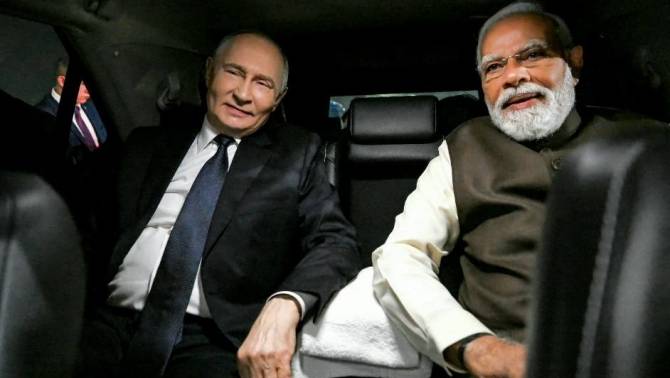 เขย่าสหรัฐ! ปูติน เดินทางเยือนอินเดียอย่างเป็นทางการ | JS100 | LINE TODAY