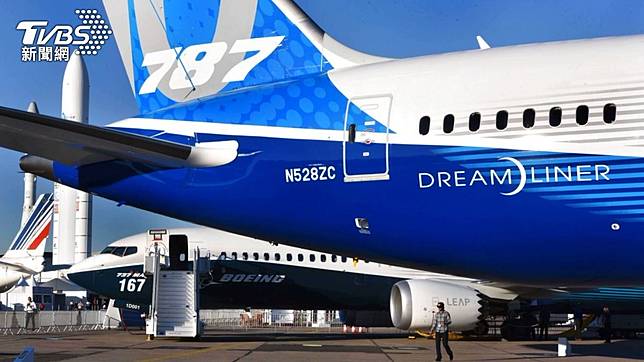 又有波音吹哨者！踢爆787客機「不當鑽孔」 恐釀災難性後果 | TVBS | LINE TODAY