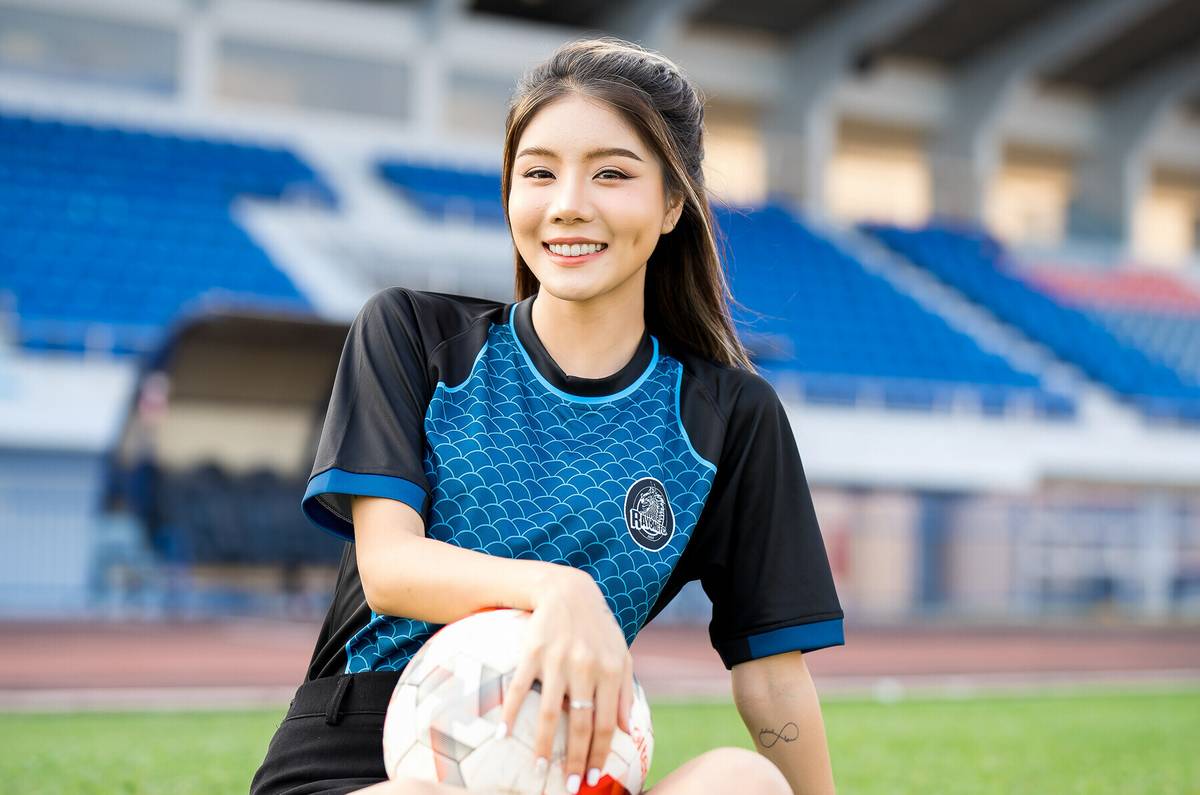 น่ารักชิบปุ๋ง! ระยอง เอฟซี เปิดตัว “ใบเฟิร์น ณัฐฌา” แอมบาสเดอร์ของทีม | Sabasports Thailand ...