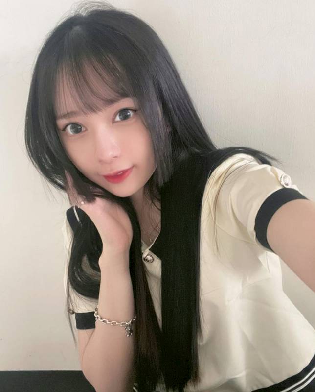 YUNA玩《絕命精神病院》被嚇哭 網笑：這還只是新手教程 | 新頭殼 | LINE TODAY