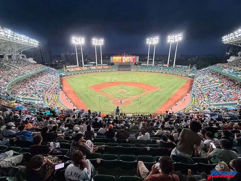 中職》統一季後賽前兩戰主場門票預售破1.5萬張 樂天唯一主場後天全面開賣 | TSNA | LINE TODAY