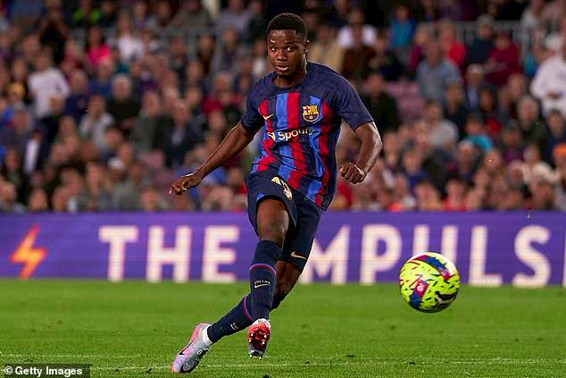 บุญโยกสนปล่อย 'ฟาติ' แลก '26 ลป.+เนเวส' | Soccersuck | LINE TODAY