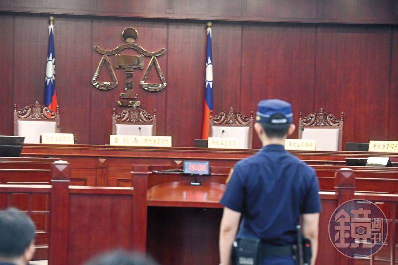 討論牆 | 鏡觀／連大法官說了都不算的憲政體制 | LINE TODAY