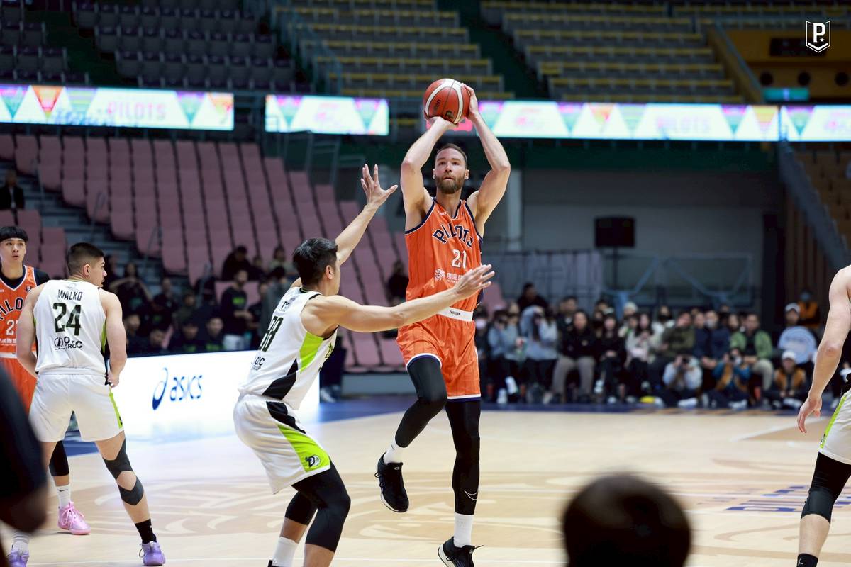 PLG》伯朗來台代表作31分 領航猿下剋上夢想家 | TSNA | LINE TODAY