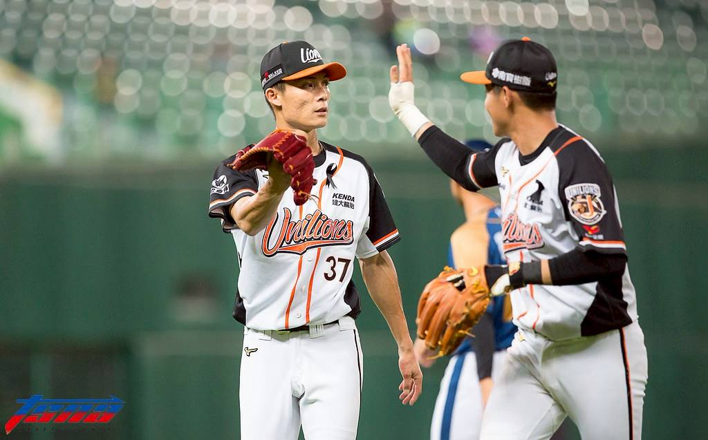 被職棒耽誤的實況主？ 邱浩鈞笑說娛樂球迷 | TSNA | LINE TODAY