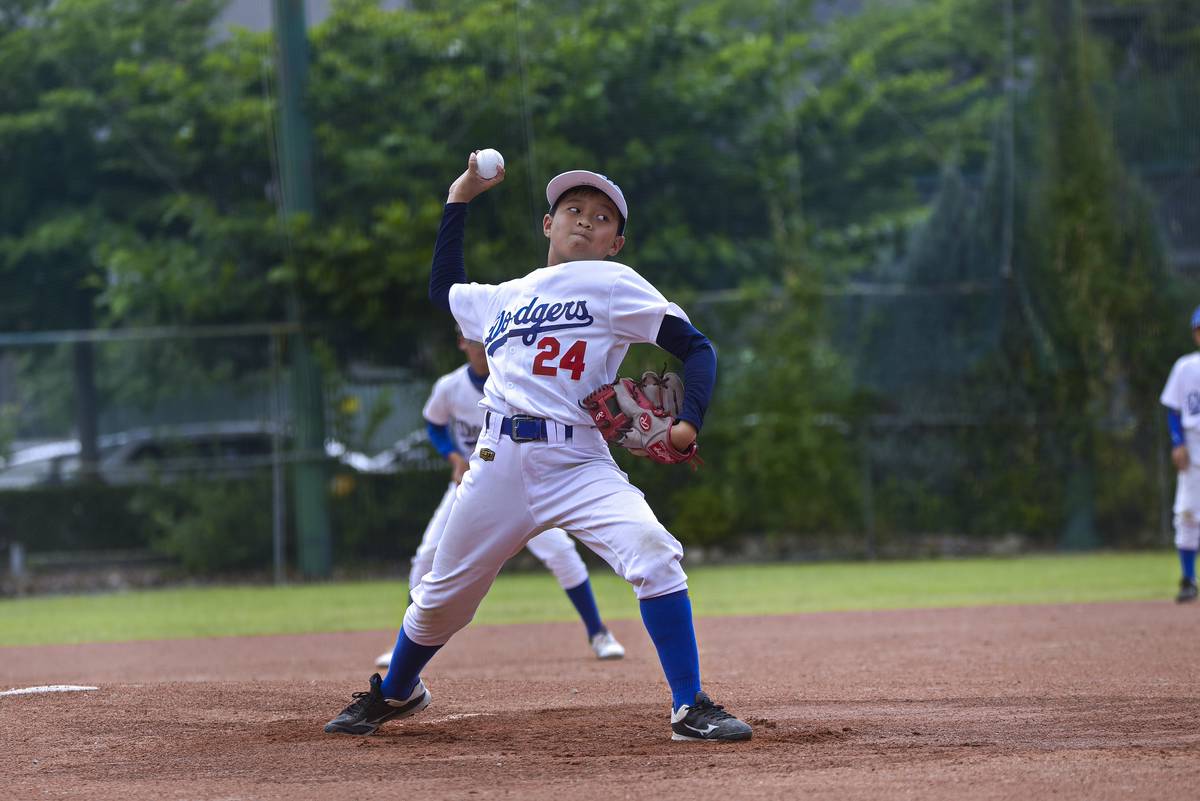 全國社區棒球賽》員林酷龍0比7不敵台中道奇 教練賴耀騰肯定選手表現 | TSNA | LINE TODAY