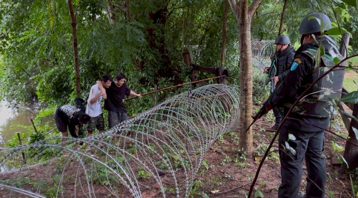 จับกุม 3 หนุ่มไทยแก๊งคอลฯหนีตายจากฝั่งปอยเปต | 77kaoded | LINE TODAY