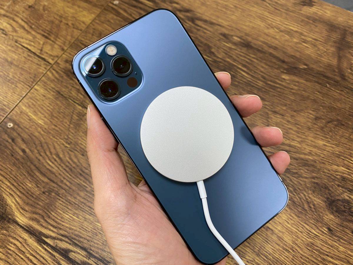 新 MagSafe 充電器 FCC 現身，有機會與 iPhone 13 一同亮相 | 科技新報 | LINE TODAY