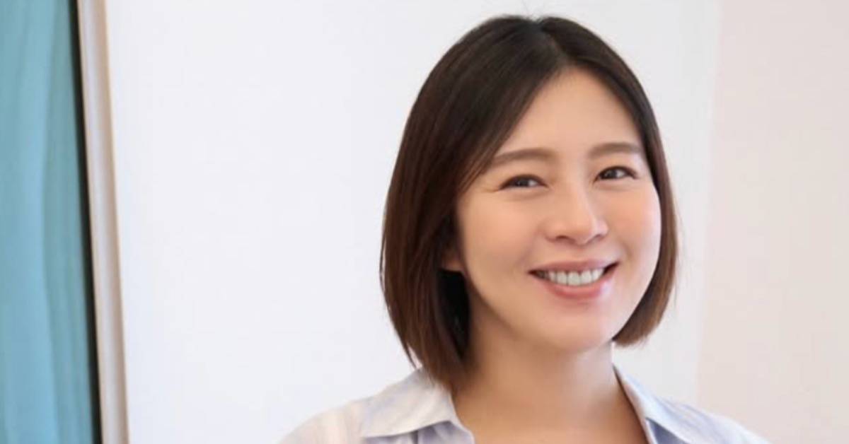 劉品言懷孕8個月了！挺重量級孕肚替母慶生：禮物就是孫女 | EBC 東森娛樂 | LINE TODAY