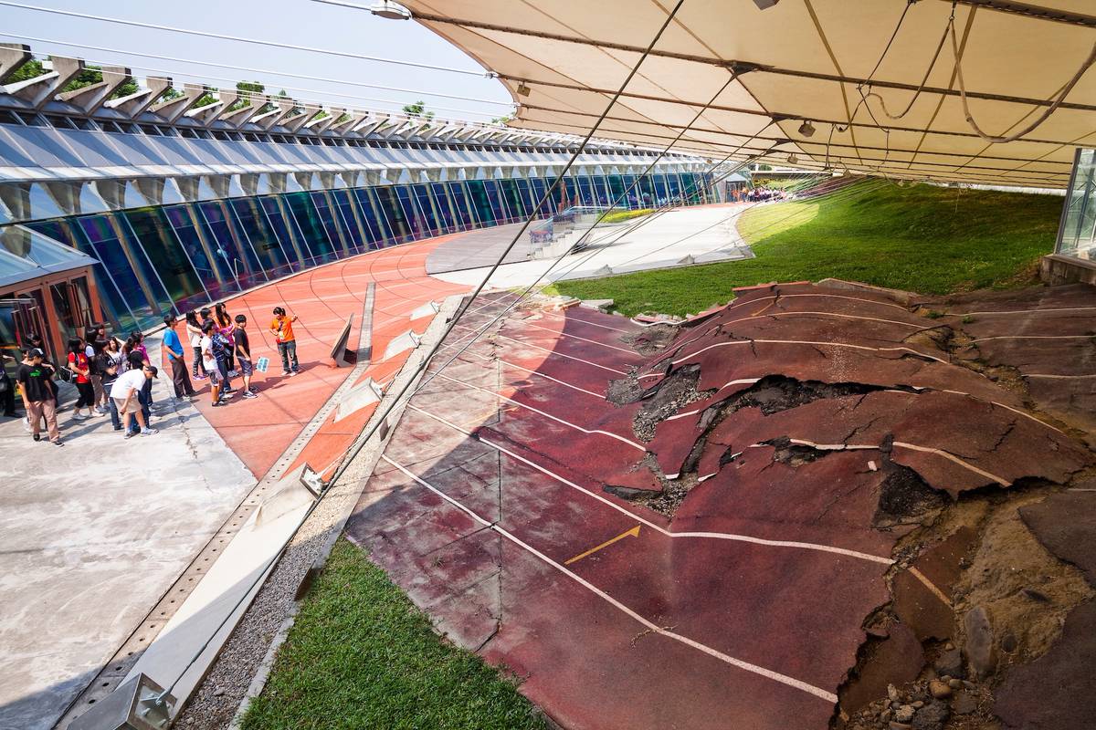 【921地震26週年】1999年的那一夜，你在哪裡？ | LINE TODAY | LINE TODAY