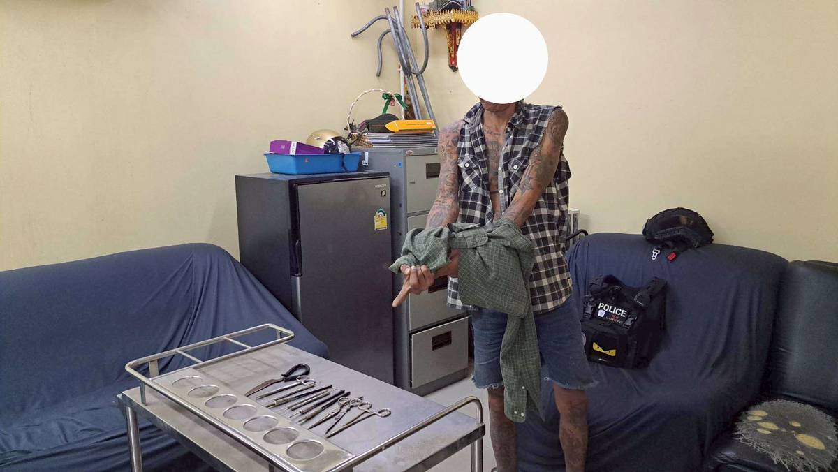 รวบหนุ่มสมุทรปราการลักอุปกรณ์การแพทย์หาเงินเลี้ยงพ่อที่ป่วยและซื้อยาเสพ | 77kaoded | LINE TODAY