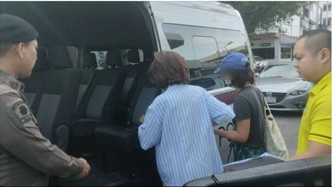 ฝากขังผัดแรก ภรรยา-ลูกสาว นพ.บุญ คดีฟอกเงินและฉ้อโกง | JS100 | LINE TODAY