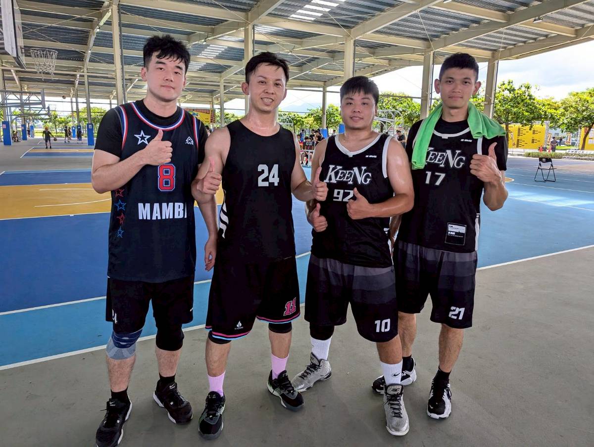 總統盃3x3》被職業強度打到「精神恍惚」 素人球員晃倒張伯維直呼不可思議 | TSNA | LINE TODAY
