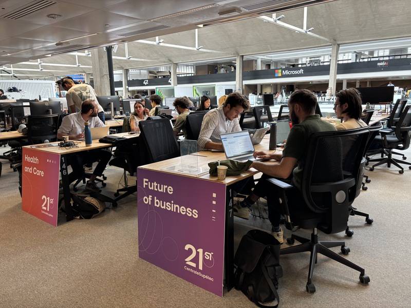 法國孵化器Station F 加速器21st工作區(圖) | 中央通訊社 | LINE TODAY