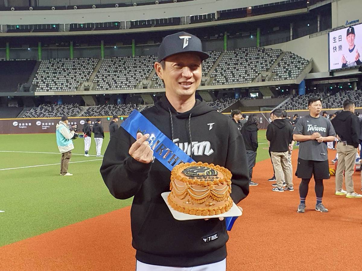 WBC資格賽》「帥氣指數破表」高志綱過44歲生日 不忘許願「統一拿冠軍」 | TSNA | LINE TODAY