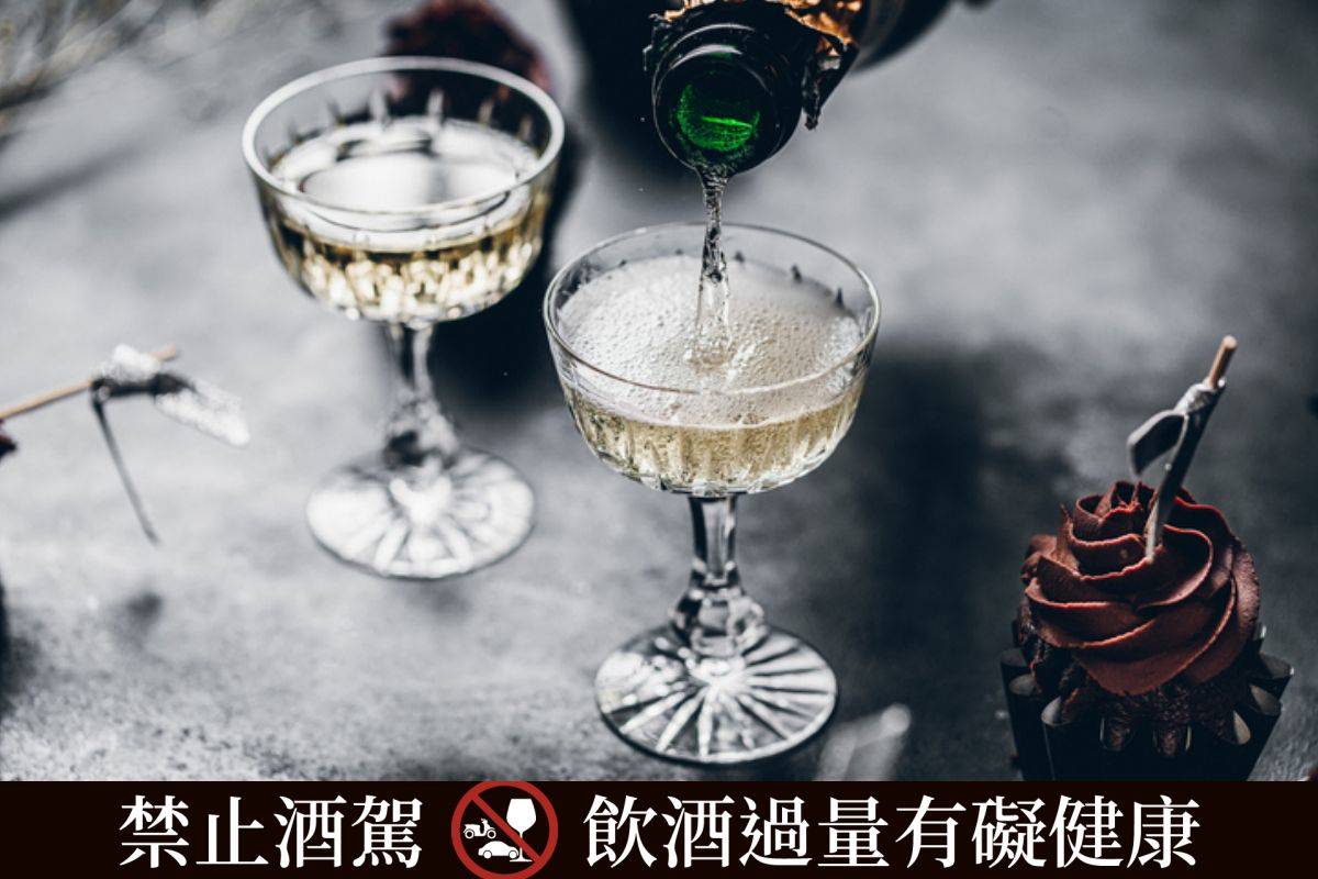 把烈酒喝出頂級居家感！5招私房品飲搭配 教你營造獨酌情調 | Tatler Taiwan | LINE TODAY