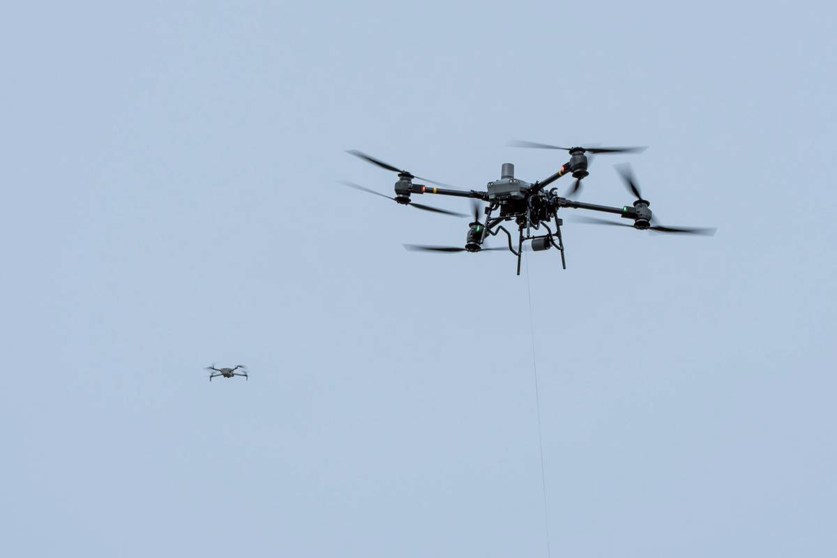 「自主和自動化才是王道。」AI 無人機「蜂群」將如何改變戰爭格局？ | TechOrange 科技報橘 | LINE TODAY