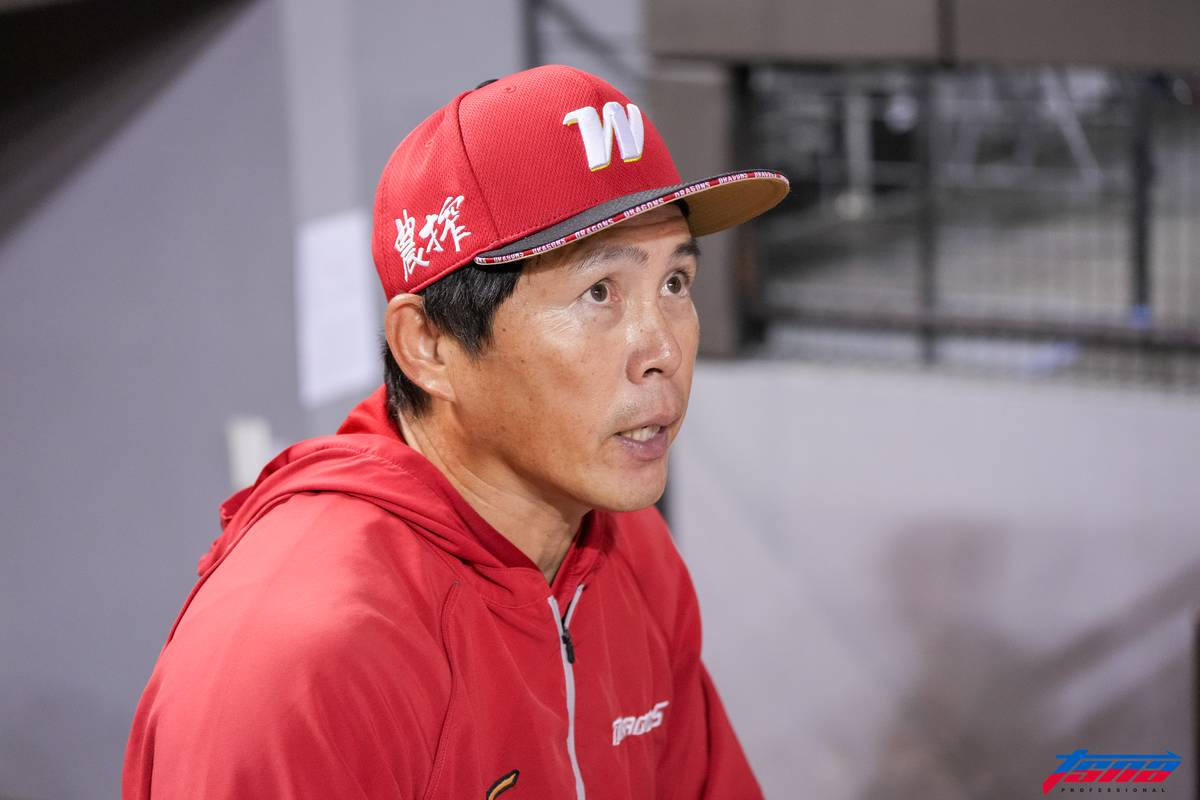 林智勝引退》當年為什麼要簽下已經40歲的球員 葉君璋談想法 | TSNA | LINE TODAY