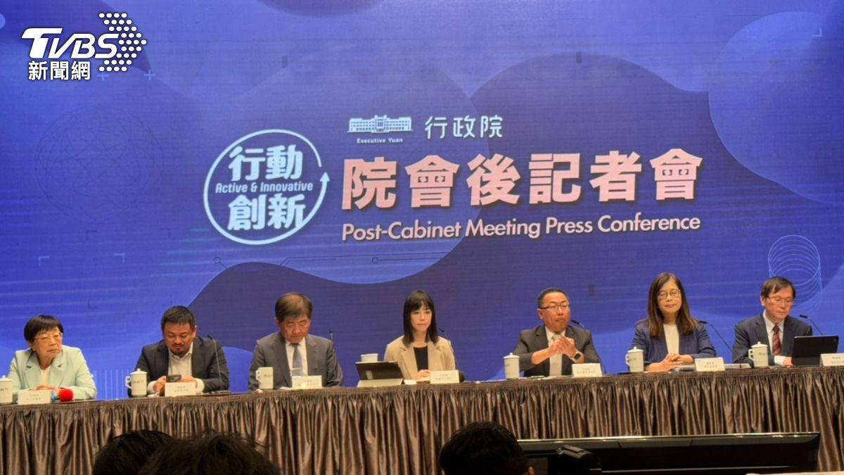 行政院通過！電動車免貨物稅、牌照稅 延長5年至2030年 | TVBS | LINE TODAY