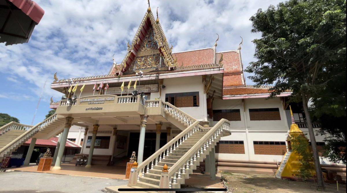 นักเรียน 70 คน อาศัยศาลาวัดเรียนหนังสือ 1 ปี ยังไม่ได้อาคารใหม่เพราะไม่เข้าหลักเกณฑ์ วอนญาติโยม ...