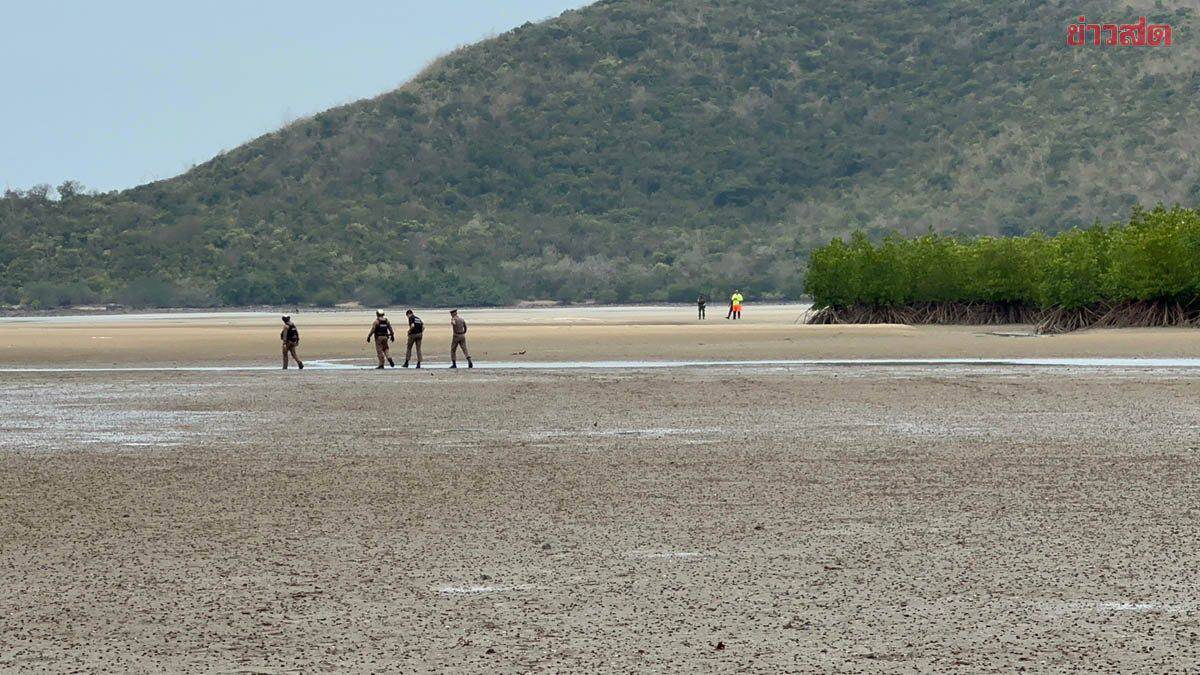 พบศพปริศนา ลอยติดป่าโกงกางสัตหีบ สวมเสื้อเรือพิชัยวารี 7 | Khaosod | LINE TODAY