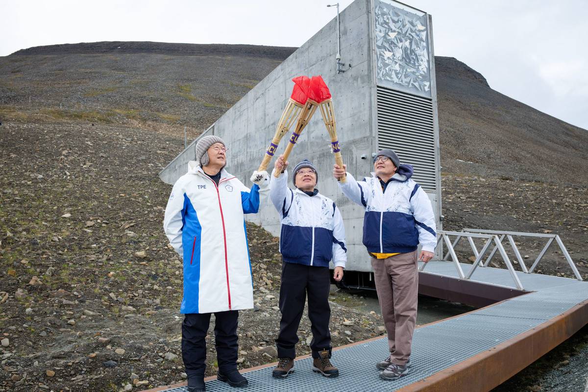 全大運》史無前例北極引燃聖火 行經全世界最北的教堂 | TSNA | LINE TODAY