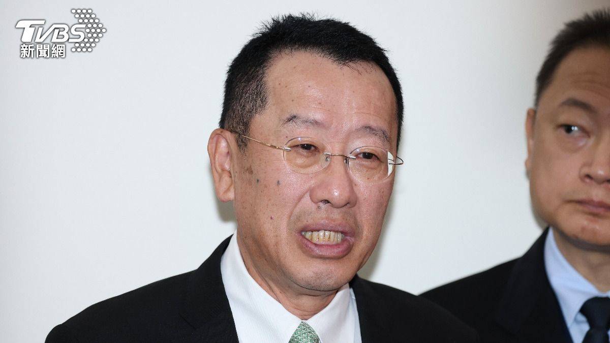 傳顧立雄出席國安會議「變臉走人」 國防部駁：非事實 | TVBS | LINE TODAY