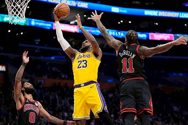 連續20年全明星賽先發 LBJ帶領湖人擊退公牛 | 緯來體育新聞 | LINE TODAY