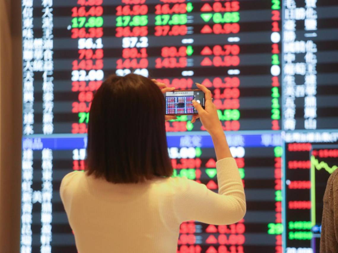 00939、00940…這5檔高息ETF搭蘋概股列車！蘋果AI新功能帶動換機潮，還有它也受惠 | 今周刊 | LINE TODAY