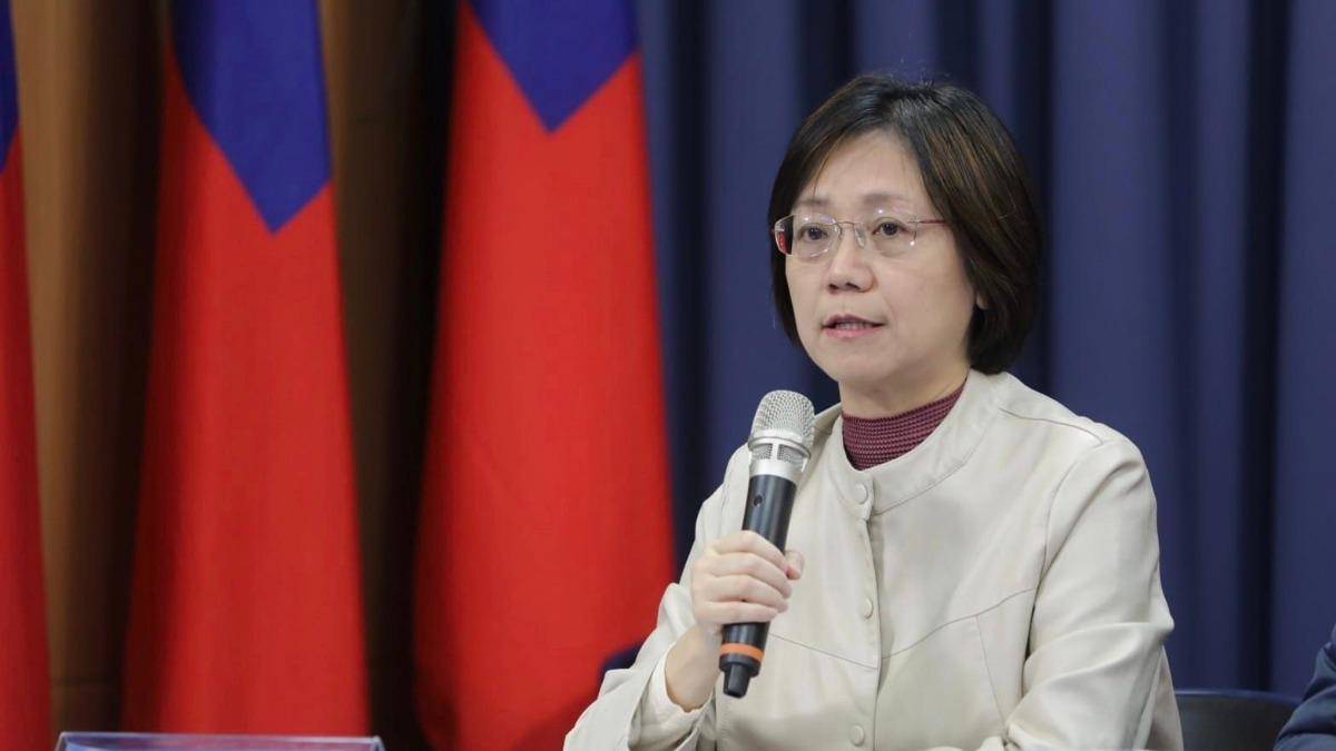 1500萬清大捐款成謎 翁曉玲緊咬曹興誠：拿出支票借據證明 | TVBS | LINE TODAY