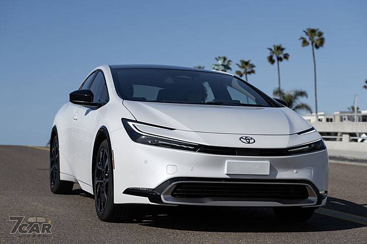 Toyota 公布美規大改款 Prius Prime 車系編成及售價 最低 32,350 美元 | 小七車觀點 | LINE TODAY
