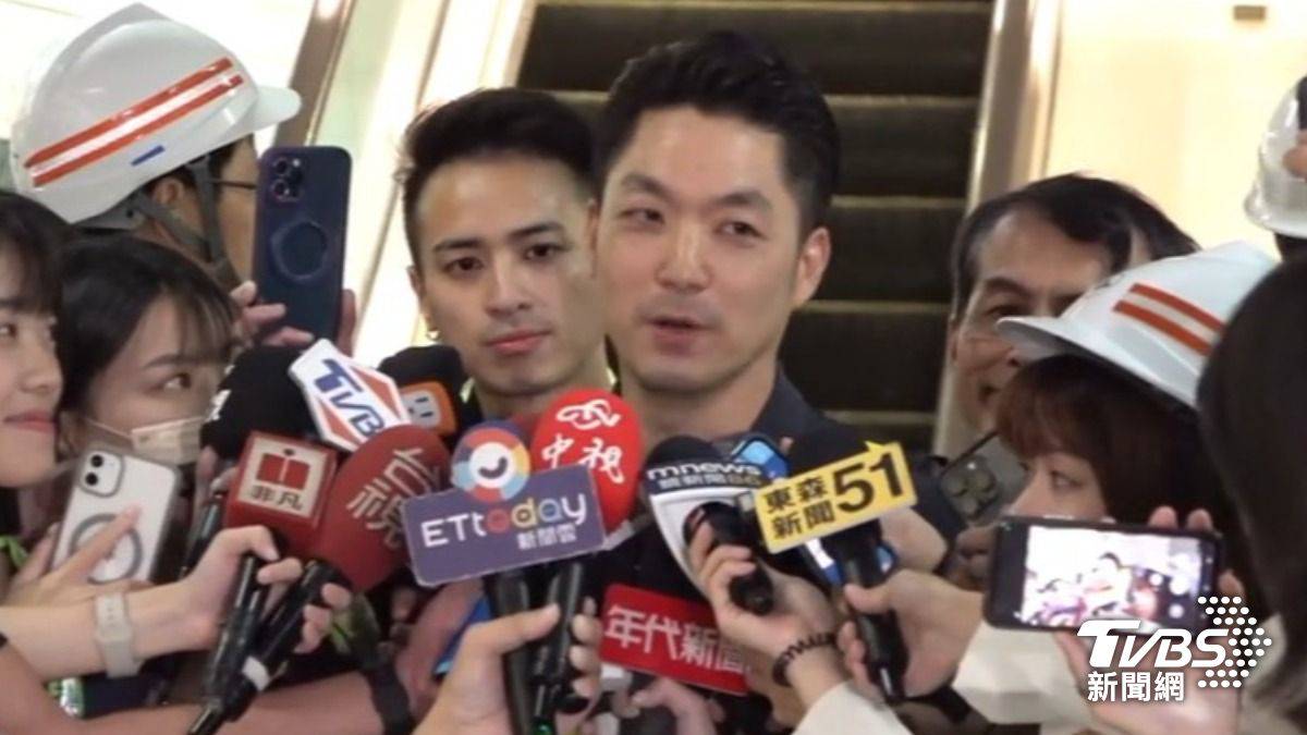 蔣萬安酸「綠恐不給放光復連假」 徐國勇：笑話 | TVBS | LINE TODAY