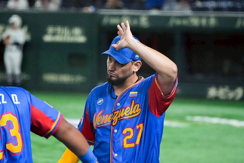 12強賽》勝騎士上午8點半到日本直奔東蛋但輸球 祝福台灣擊敗日本 | TSNA | LINE TODAY