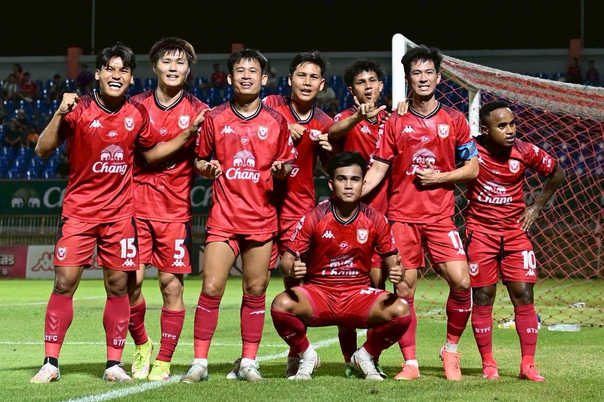 ‘มัตสึอิ-ทัศนพงศ์’ คนละตุง! ‘ค้างคาวไฟ’ ปลดล็อคเชือด ‘ราชันมังกร’ 2-1 | Soccersuck | LINE TODAY