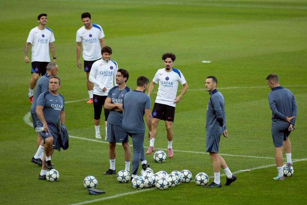 PSG ขาด 'ควิช่า' เพิ่มเยือนบาร์ซ่า, 'โรดรี้' คืนทัพเรือ...ปรีวิว UCL | Soccersuck | LINE TODAY