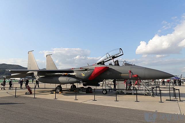 南韓斥資830億升級F-15K機隊 增購空中加油機對抗北韓核武威脅 | 上報 | LINE TODAY