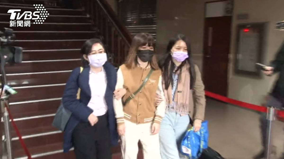 涉家暴傷害被起訴 誠泰少東林致光反爆料林穎孟要求5000萬 | TVBS | LINE TODAY