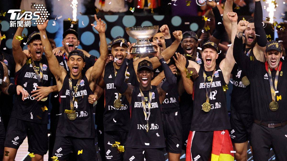 德國「逆轉」土耳其奪籃球歐錦賽冠軍！施羅德關鍵6分封MVP | TVBS | LINE TODAY