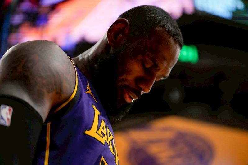 季中賽冠軍只是2場打好 LeBron：我們現在很爛 | TSNA | LINE TODAY