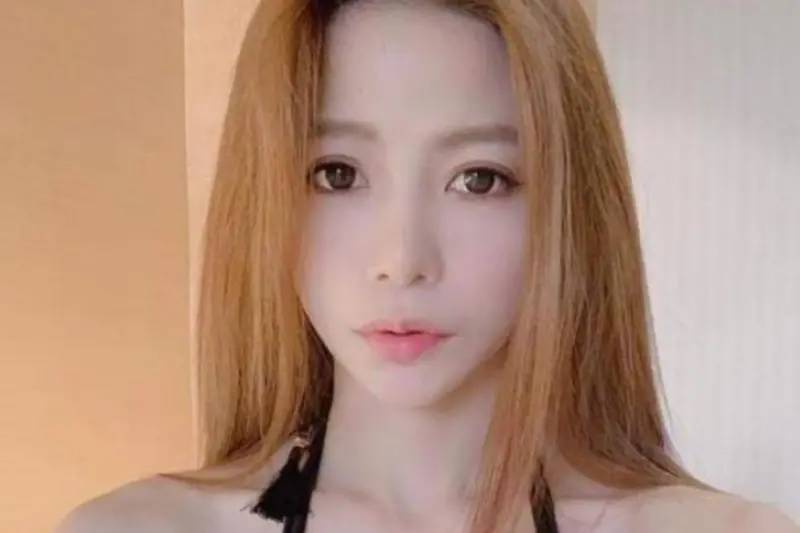 遭傳轉行當女優！蘿莉塔曬辣照親解真相 | NOWnews 今日新聞 | LINE TODAY