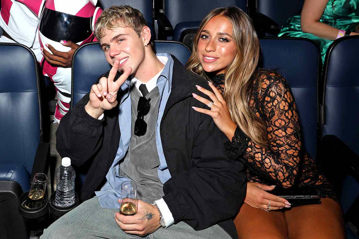 'The Kid Laroi' พูดถึงแฟนสาว 'Tate McRae' อย่างอบอุ่น : ผมรู้สึกปลอดภัย และรู้สึกเหมือนมีคน ...