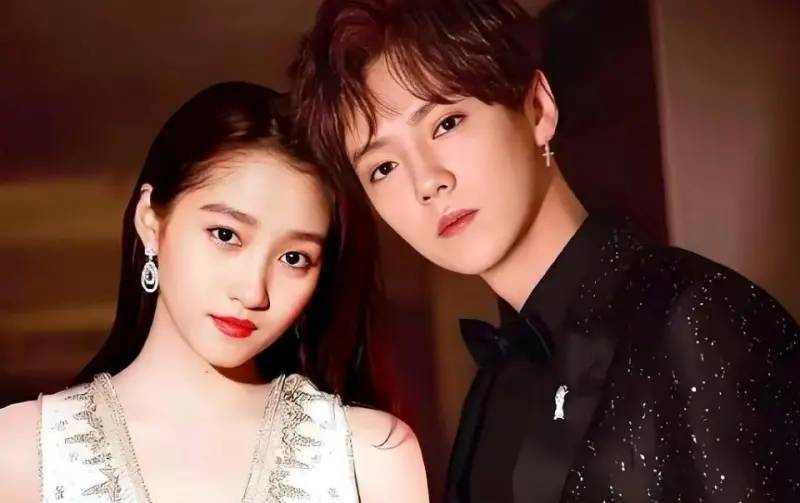 遭爆已分手9個月！鹿晗疑與關曉彤8年情斷 | NOWNEWS今日新聞 | LINE TODAY