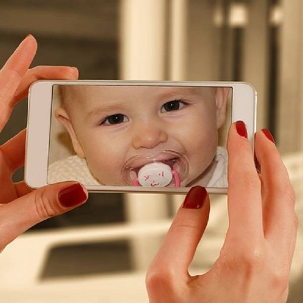 在網路上分享孩子的照片或影片之前，請先思考這4件事 | Knowing | LINE TODAY