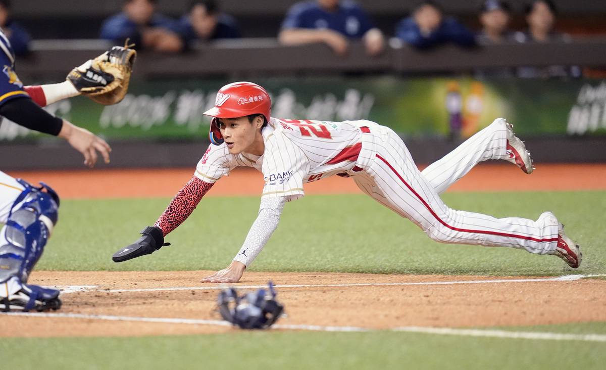 味全龍》影／勝打卻連2場失誤 張政禹：蠻對不起投手、還有很多方式幫球隊 | TSNA | LINE TODAY