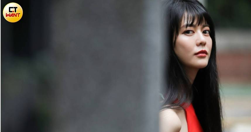 電影頻道／白癡公主拍鬼片被凌虐滿身傷 想露乳溝被打槍驚遇「色鬼」住進家 | CTWANT | LINE TODAY